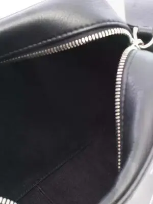 Valentino Garavani Vlogo Messenger Bag