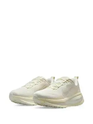 Nike Vomero 18 Sneakers