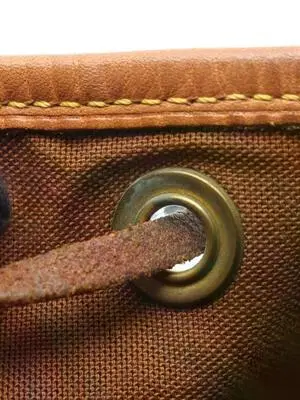 LOUIS VUITTON 1999 Mm Montsouris Monogram Backpack - Brown
