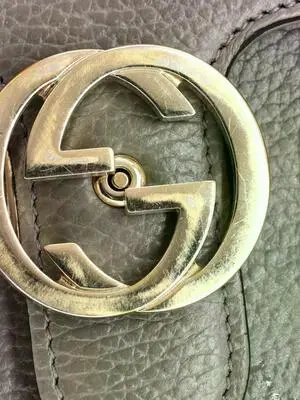 Gucci Interlocking Leather Small Shoulder Bag - Grey