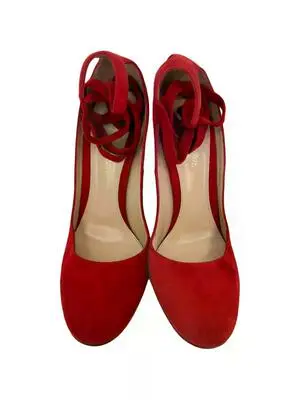 GIANVITO ROSSI Strappy Round-toe Pumps