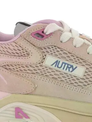 AUTRY Hyperway Sneakers In Phard Pink And Dolphin Suede And Mesh