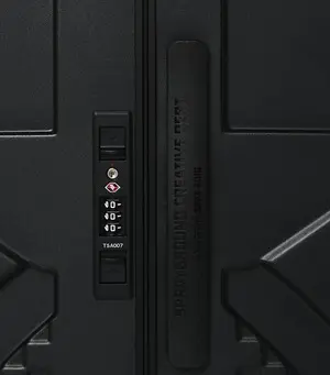 SPRAYGROUND The Sharkitecture Check-in Suitcase