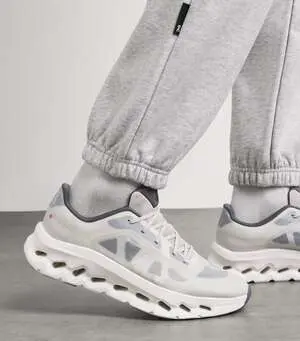 On Cloudtilt Remix Trainers