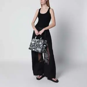Marc Jacobs The Tote Bag Medium With Punk Lettering