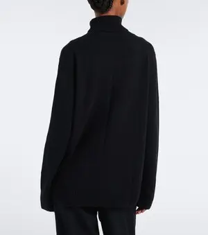 THE ROW Stepny Wool And Cashmere Turtleneck Sweater