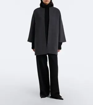 THE ROW Plira Cashmere Turtleneck Sweater