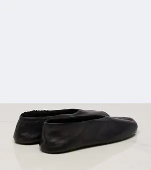 THE ROW Stella Shearling-trimmed Leather Ballet Flats
