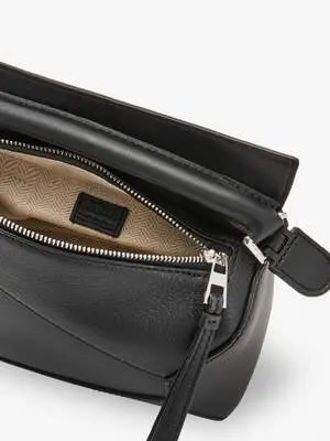 Loewe Puzzle Edge Leather Handbag - Black