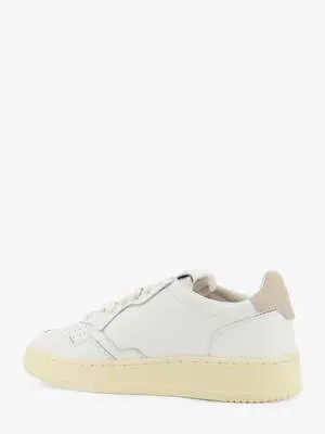 AUTRY Medalist Leather Sneakers - White