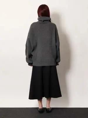 R2W Wool And Cashmere Ribbed Turtleneck