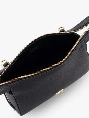 Dolce & Gabbana Vittoria Leather Handbag