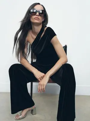 REISS Velvet One-shoulder Wide-leg Jumpsuit - Black