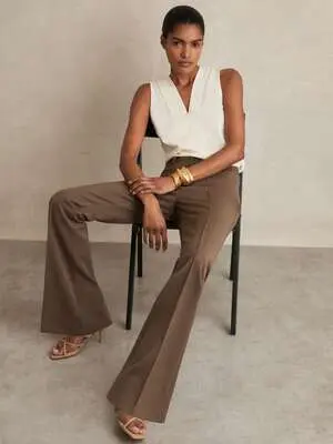 REISS Gabi Flared Suit Trousers - Mink Neutral
