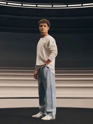 REISS Racing Speedmark Print Relaxed Fit Jeans - Soft Blue