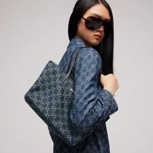 Gucci Diana Small Embroidered Tote Bag - Blue