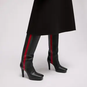 Gucci Leather Boots With Buckle Detail And Web Stripe - Black