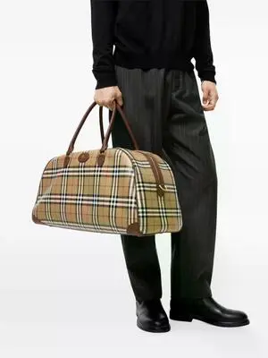 Burberry 格纹手提袋