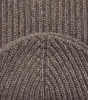 Johnstons Of Elgin Cashmere Ribbed Beanie