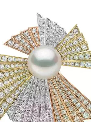 Yoko London Pearl Diamond Brooch - Silver