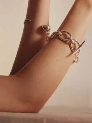 LIFFNER Banana Chain Bracelet