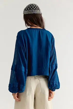 JEN'S PIRATE BOOTY Acinda Top