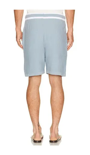 CHE Armas Short In . Also