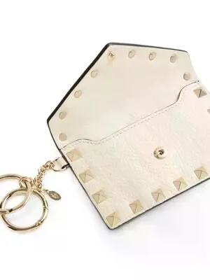 Valentino Garavani Rockstud Charm In Grainy Calfskin - Neutrals