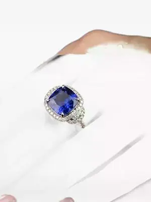 HYT JEWELRY 18k White Gold Tanzanite And Diamond Ring - Silver