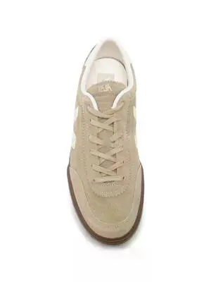 VEJA V-logo Sneakers