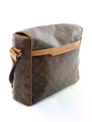 LOUIS VUITTON 2002 Monogram Aves Shoulder Bag