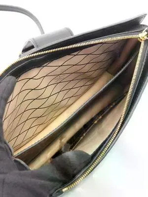 LOUIS VUITTON 2021 Monogram Reverse Trunk Clutch Shoulder Bag