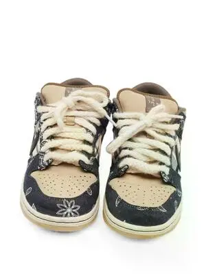 Nike X Travis Scott Dunk Sneakers