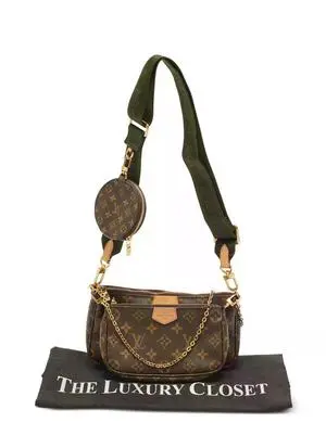 LOUIS VUITTON Multi Pochette Accessoires Monogram Shoulder Bag