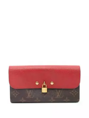 LOUIS VUITTON 2016 Venus Monogram Wallet - Red
