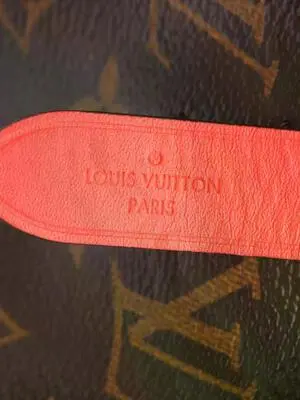 LOUIS VUITTON 2021 Mm Néonoé Bucket Bag
