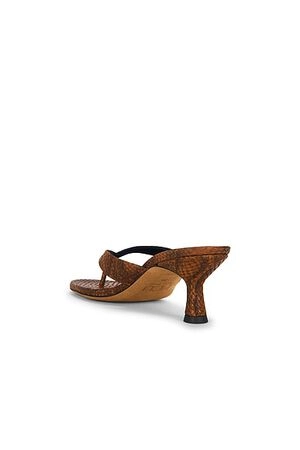 NOU Kitty Sandal