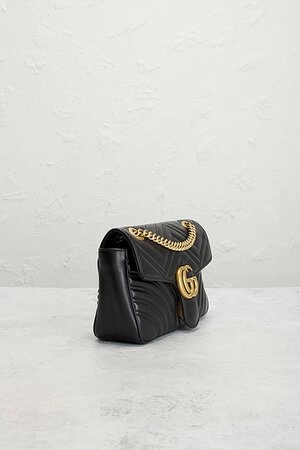 Gucci Gg Marmont Shoulder Bag