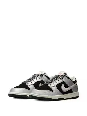 Nike Dunk Low Retro Sneakers - Silver