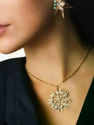 CAROL KAUFFMANN Mandala Sapphire And Diamond Necklace