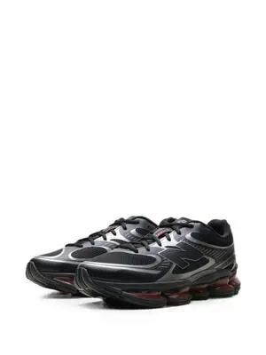 NEW BALANCE 2000 Sneakers
