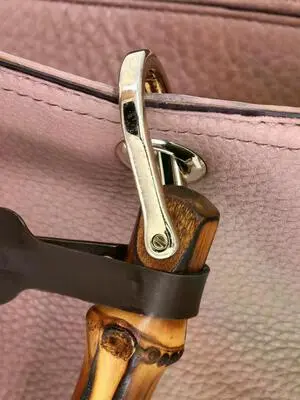 Gucci Bamboo Shopper Leather Medium Tote Bag