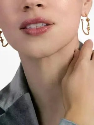 EDINA KISS Face Hoop Earrings - Gold
