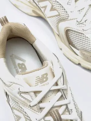 NEW BALANCE Trainers Colour
