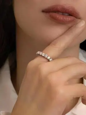 Roberto Demeglio Diamond Stretch Ring - Silver