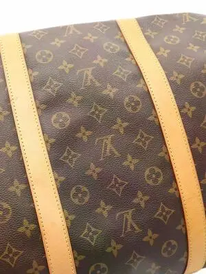 LOUIS VUITTON Keepall Bandoulière Monogram Holdall Bag