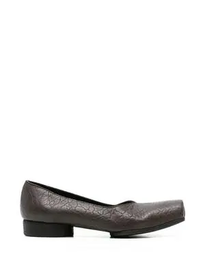 UMA WANG Crinkled-effect Square-toe Pumps