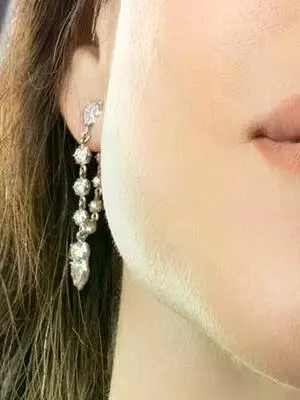 JADE TRAU Poppy Diamond Drop Earrings