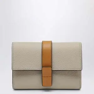 Loewe Small Vertical Wallet In Light Oat / Honey Grained Leather - Beige