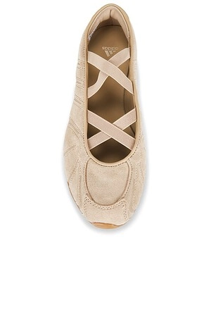 ADIDAS ORIGINALS Ghost Sprint Ballet Sneaker